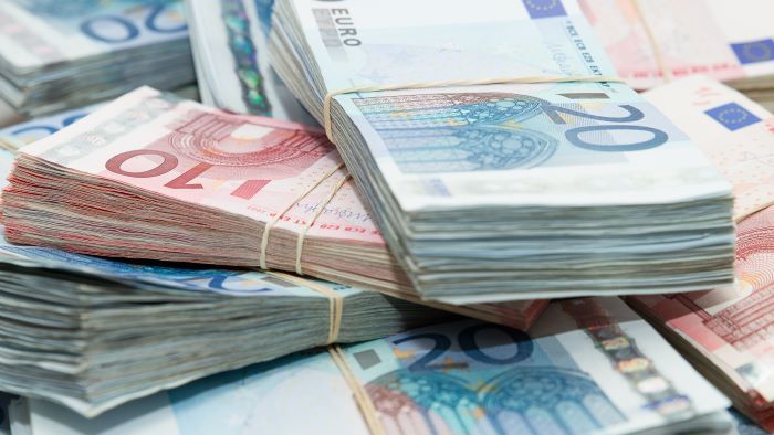 Grove schuld bij aangetroffen contant geld niet overtuigend bewezen ...